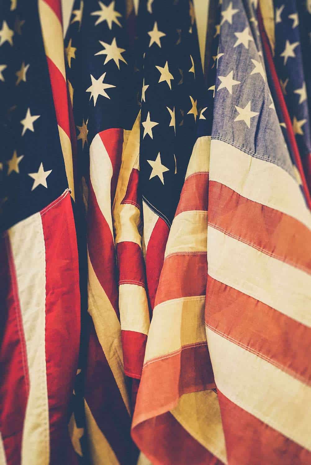 10 Flag Day Facts for the Family - Pearls of History